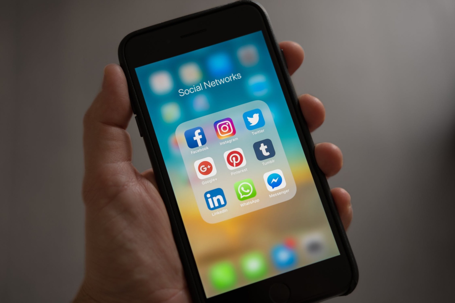 Understanding SNS in Japan: Meaning, Popular Apps, and More